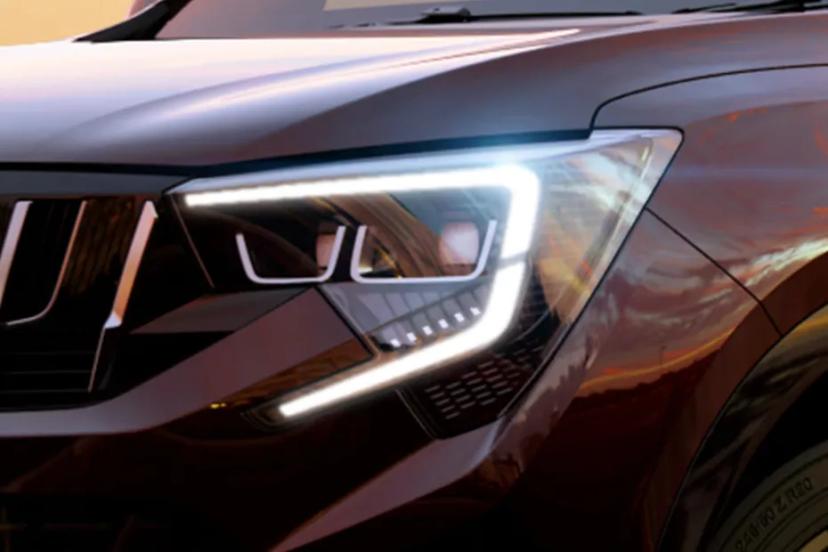 Mahindra XUV 7XO AX5: Price, Features, Specs & Design
