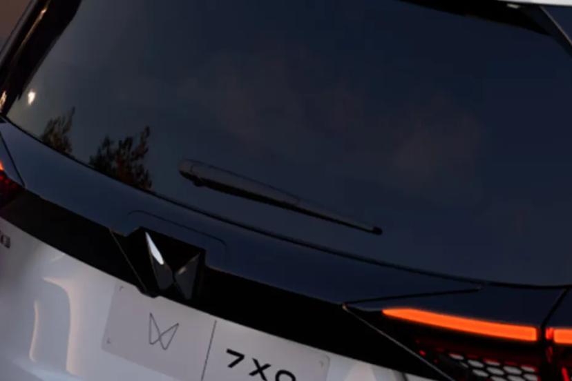 Mahindra XUV 7XO AX7L AT Overview: Price, Features, Specs
